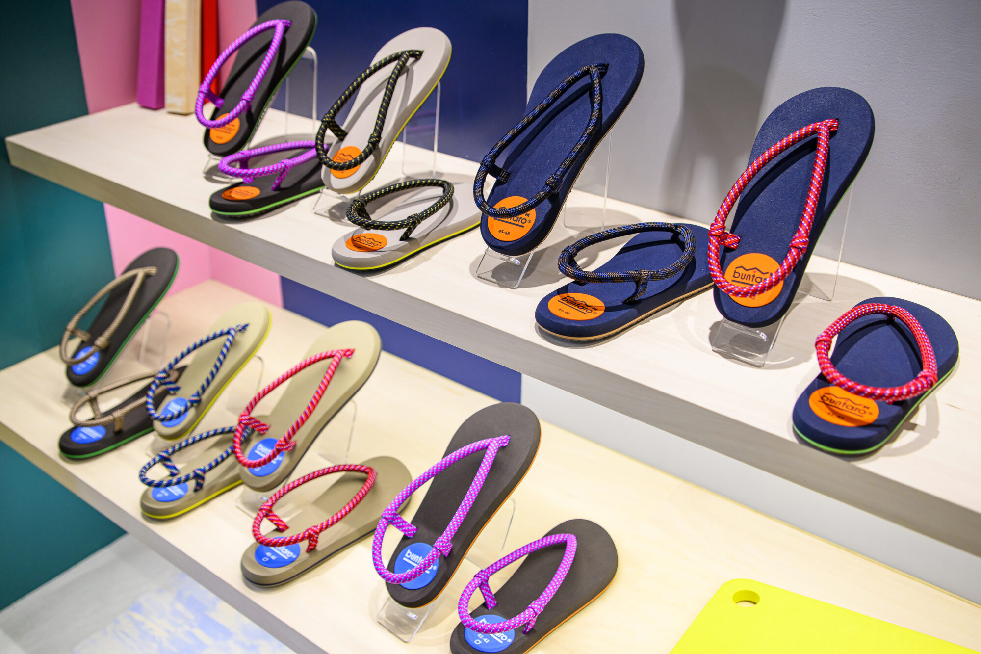 buntaro®のWaraji Sandals | ワンダフルコウベweb